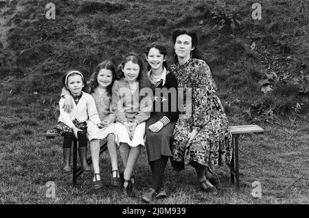 Campaigner Victoria Gillick with some of her children. 22nd November ...