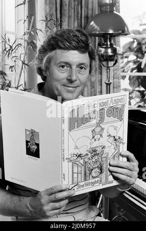 Michael Aspel pictured at home with his family. September 1982 Stock ...