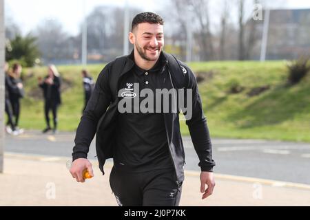 Jake Connor (1) of Hull FC arrives at the MKM Stadium Stock Photo - Alamy