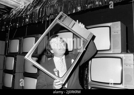 WOGAN IS TV PERSONALITY OF THE YEAR Stock Photo - Alamy