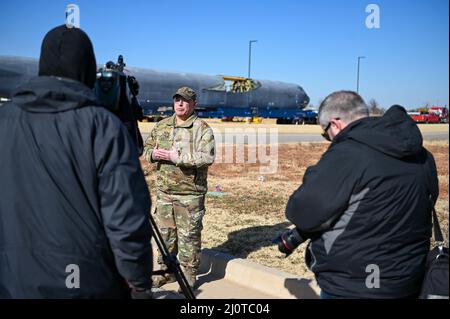 Col. Louis Ruscetta, the B-52 senior materiel leader with the Air Force ...