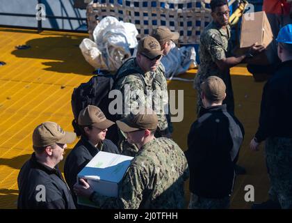 ATLANTIC OCEAN (Jan. 24, 2022) USNS Black Powder supports the Ohio ...