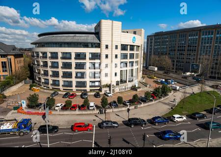 Clearwater Court, Thames Water Head Office, Reading, Berkshire, England ...