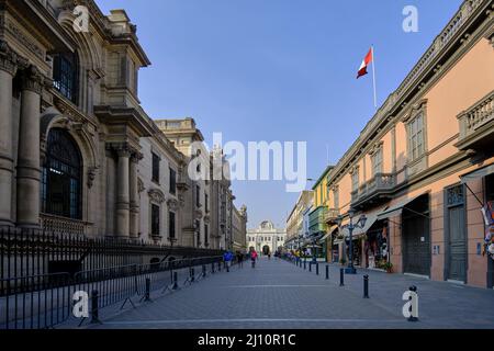 Lima. March 16, 2022 – view of some of the streets on a normal day ...