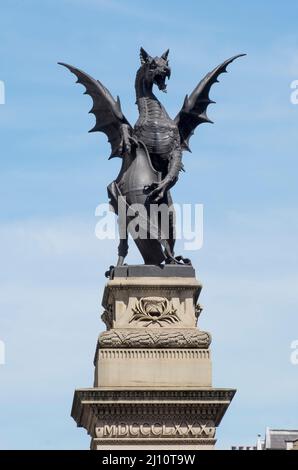 Temple Bar Gryphon London England UK Stock Photo - Alamy