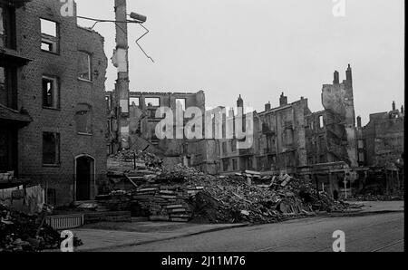 Berlin Bomb damage post world war two Stock Photo - Alamy