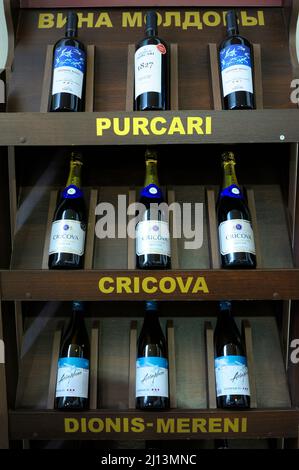 KIEV,UKRAINE-27 OCTOBER,2018: Buy new vape juice liquid at Vape Expo ...