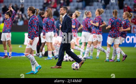 CHAMPIONS LEAGUE SOCCER. SVEN SCHEUER, BAYERN MUNICH Stock Photo - Alamy