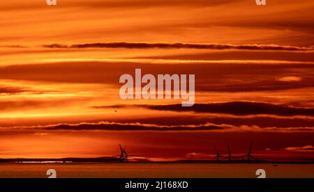 A spectacular sunset viewed from Margate beach in Kent Stock Photo - Alamy