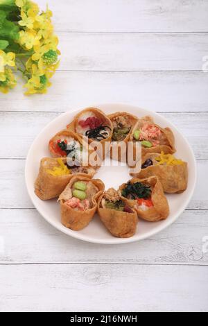 Okowa (Steamed Sticky Rice) Inari-sushi, Japanese Food Stock Photo - Alamy