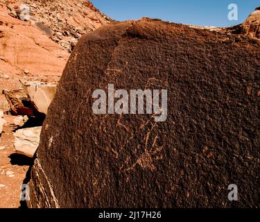 Anthropomorphic figures on a pre-Hispanic Fremont Amerindian rock art ...