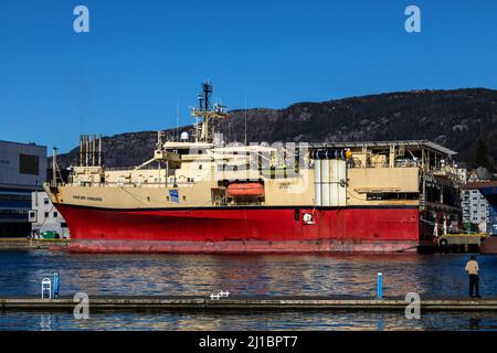 Seismic, research, survey vessel Ramform Vanguard at Frieleneskaien ...