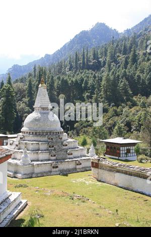buddhist monument (chendebji chorten) in bhutan Stock Photo - Alamy