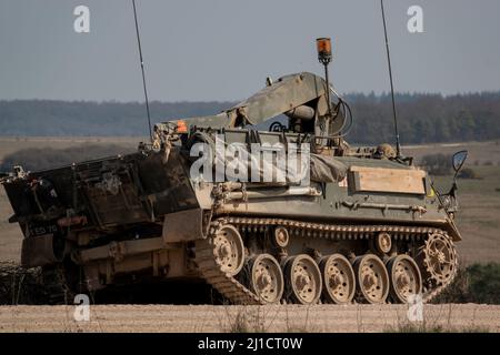 FV434 British Army (REME) Bulldog Armoured Repair Vehicle with 3-ton ...