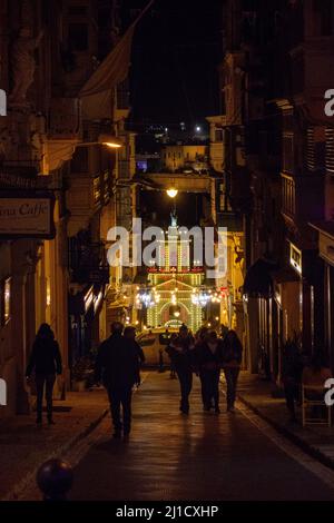 Christmas decorations light up the medievil city of Valletta, Malta ...