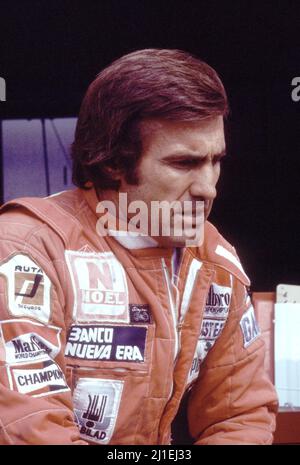 Carlos Reutemann (ARG) Williams FW07 Ford Cosworth Albilab Williams ...