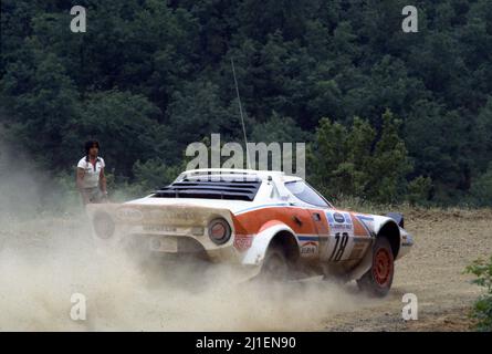 Siroco (GR) Manolis Makrinos (GR) Lancia Stratos Hf Gr4 Stock Photo - Alamy