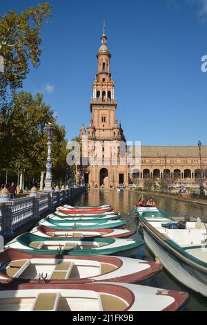 Spain, Andalusia, Seville, Place of Spain, main building of the ...