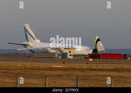 A Ukrainian Antonov Airlines AN-124-100-150 loads, in Rzeszow ...