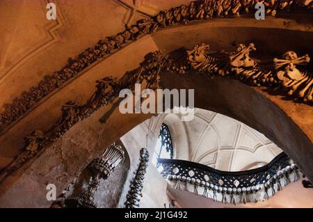 Skull and bone garland and vaulted ceiling of the Sedlec Ossuary Bone ...