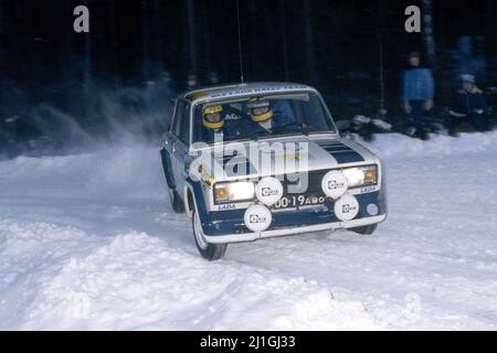 Stassis Brundza (RUS) Arvidas Girdauskas (RUS) Lada 2105 GrB Uaz Lada ...