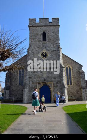 St Alphege Church in the seaside resort of Whitstable in Kent Stock ...
