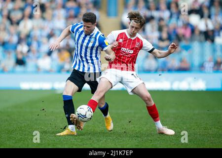 Sam Hutchinson #5 of Sheffield Wednesday and Callum Wright #16 of ...