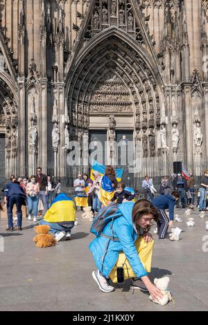 The German-Ukrainian association BLAU GELBES KREUZ is holding a special ...