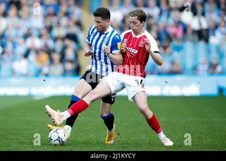 Sam Hutchinson #5 of Sheffield Wednesday and Callum Wright #16 of ...