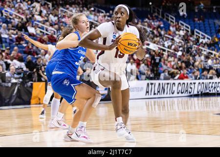 Creighton Bluejays guard Morgan Maly (30) attempts a basket against ...