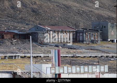 Abandoned city of Pyramiden in Svalbard Stock Photo - Alamy