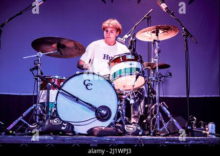 Manchester, UK. 26th March 2022. Josh Hardy, drummer Matt Boggis, and ...
