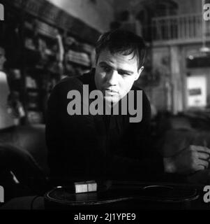 THE FUGITIVE KIND 1960 United Artists film with from left: Anna Magnani ...