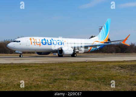 Boeing 737 MAX 8 FlyDubai Plane Aircraft Airplane Jetliner Passenger ...