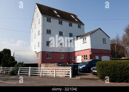 View of Wickhambreaux Water Mill, on the Little Stour, Kent Stock Photo ...