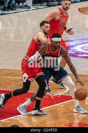 Chicago Bulls guard Zach LaVine (8) in the first half of an NBA ...