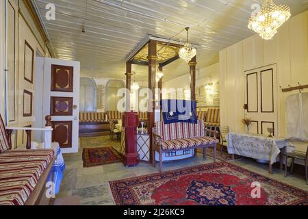 The bima in the yeshiva section, just inside the entrance door at the ...