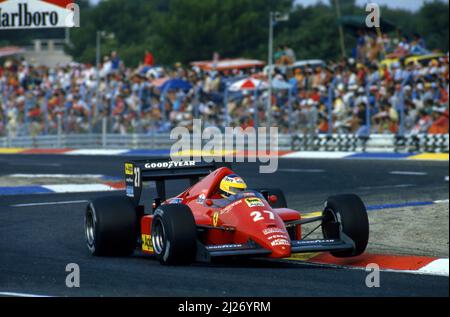 Michele Alboreto (ITA) Ferrari F186 Stock Photo - Alamy