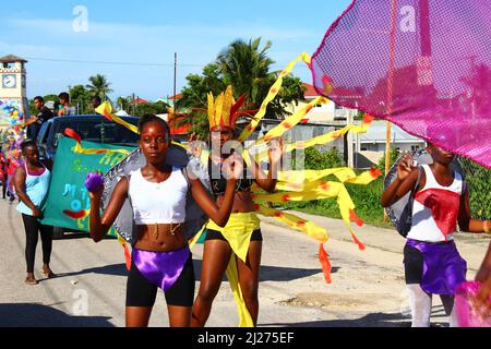 In traditional costumes, Garifuna dancers show their cultural roots at ...