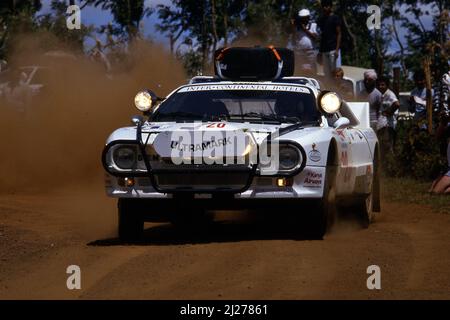 Greg Criticos (EAK) Marzio Kravos (EAK) Lancia Rally 037 GrB Lancia ...