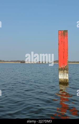 Navigation marker post in Barton Broad, Broads National Park, Norfolk ...