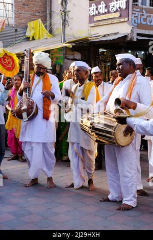 PANDHARPUR, MAHARASHTRA, INDIA, 27 February 2022, Procession of Varkari ...