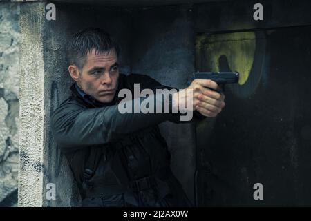 THE CONTRACTOR, Chris Pine, 2022. © Paramount Pictures / Courtesy ...