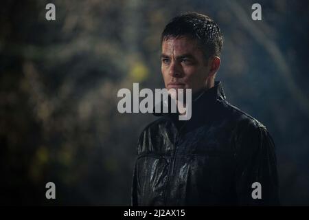 THE CONTRACTOR, Chris Pine, 2022. © Paramount Pictures / Courtesy ...