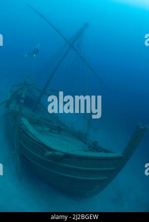 Uluburun Shipwreck, a late Bronze Age shipwreck dated to the late 14th ...