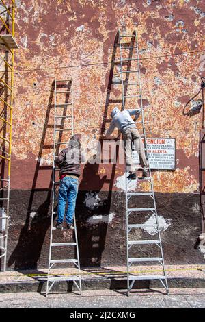 Mexican laborer working, Mexico Stock Photo - Alamy
