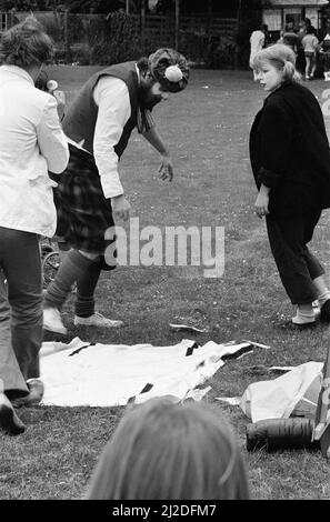 Fete Geoffrey Field Junior School, Exbourne Rd, Reading, West Berkshire ...