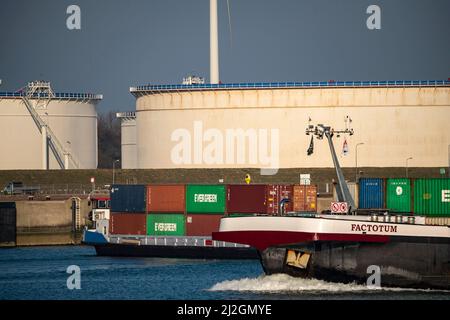 Maasvlakte Olie Terminal, MOT, one of the largest petroleum terminals ...