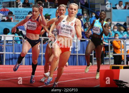 Justyna ŚWIĘTY-ERSETIC of Pologne and Lada VONDROVÁ of CZE 400M Women ...