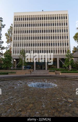 The Inverted Fountain at UCLA Stock Photo - Alamy